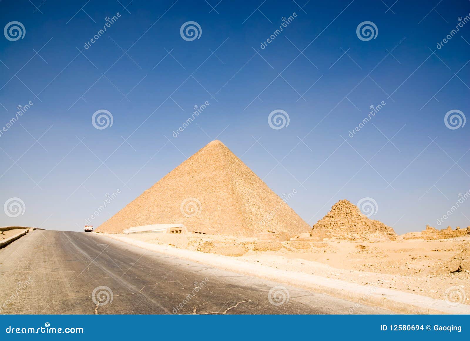 Giza Pyramid in Cairo Egypt Stock Photo - Image of giza, lion: 12580694