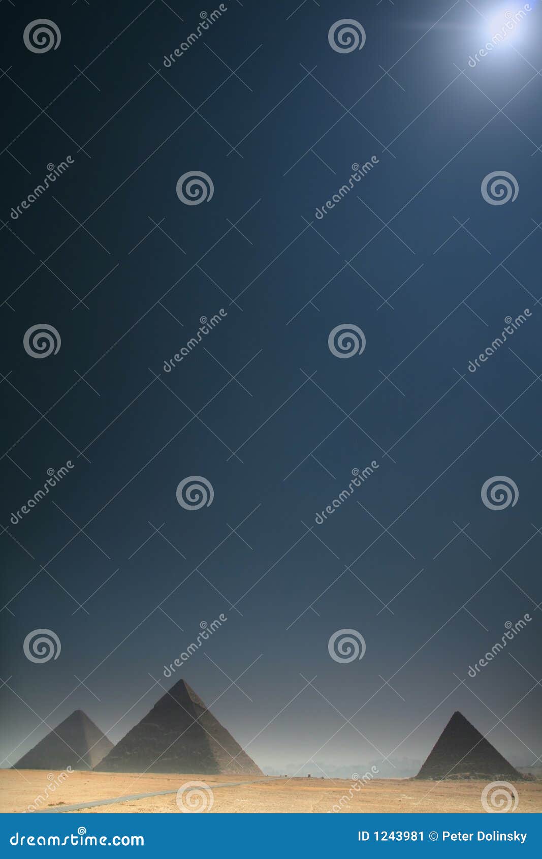 Giza pyramider fotografering för bildbyråer. Bild av axeln - 1243981