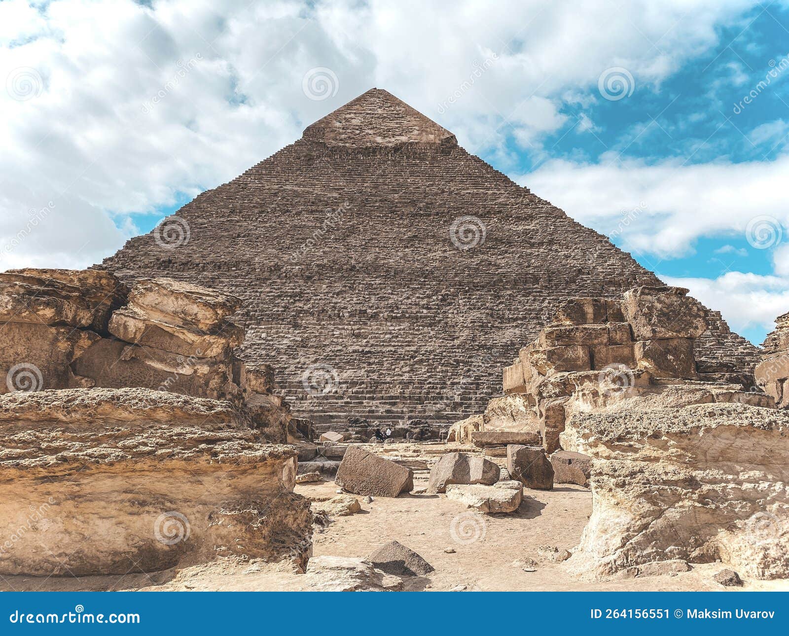 Giza Pyramids and a Beautiful Sky Above Editorial Photo - Image of wadi ...