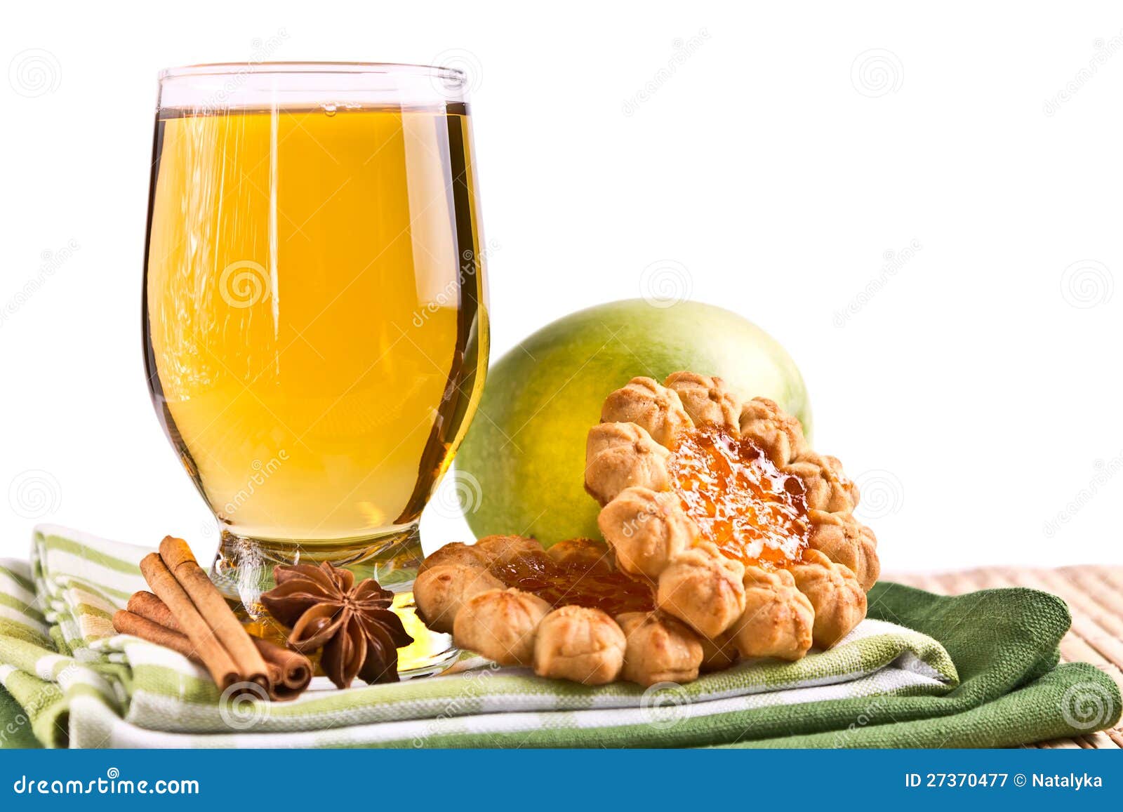 Glace De Jus De Pomme Avec Des Biscuits Image stock - Image du vert ...