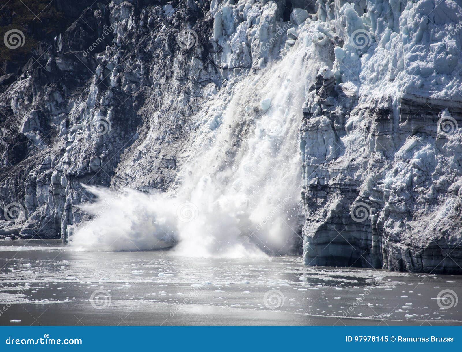 Glacier Bay Falling Ice stock image. Image of park, view - 97978145