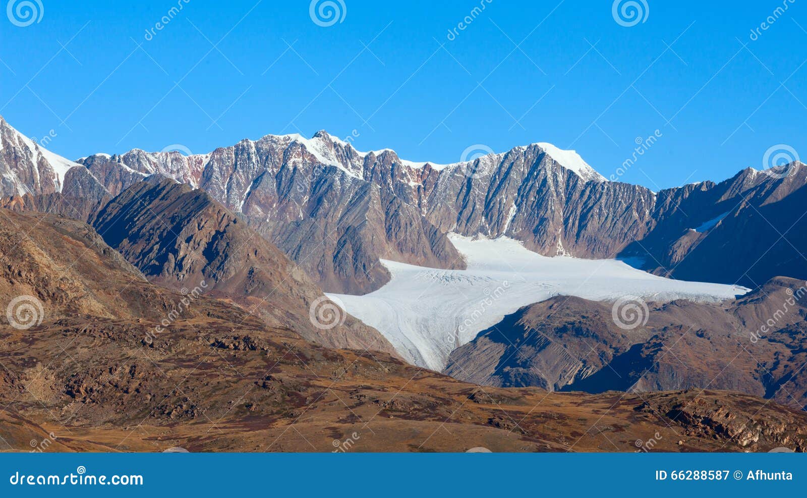 Glacier cirque stock image. Image of circus, erosion - 66288587