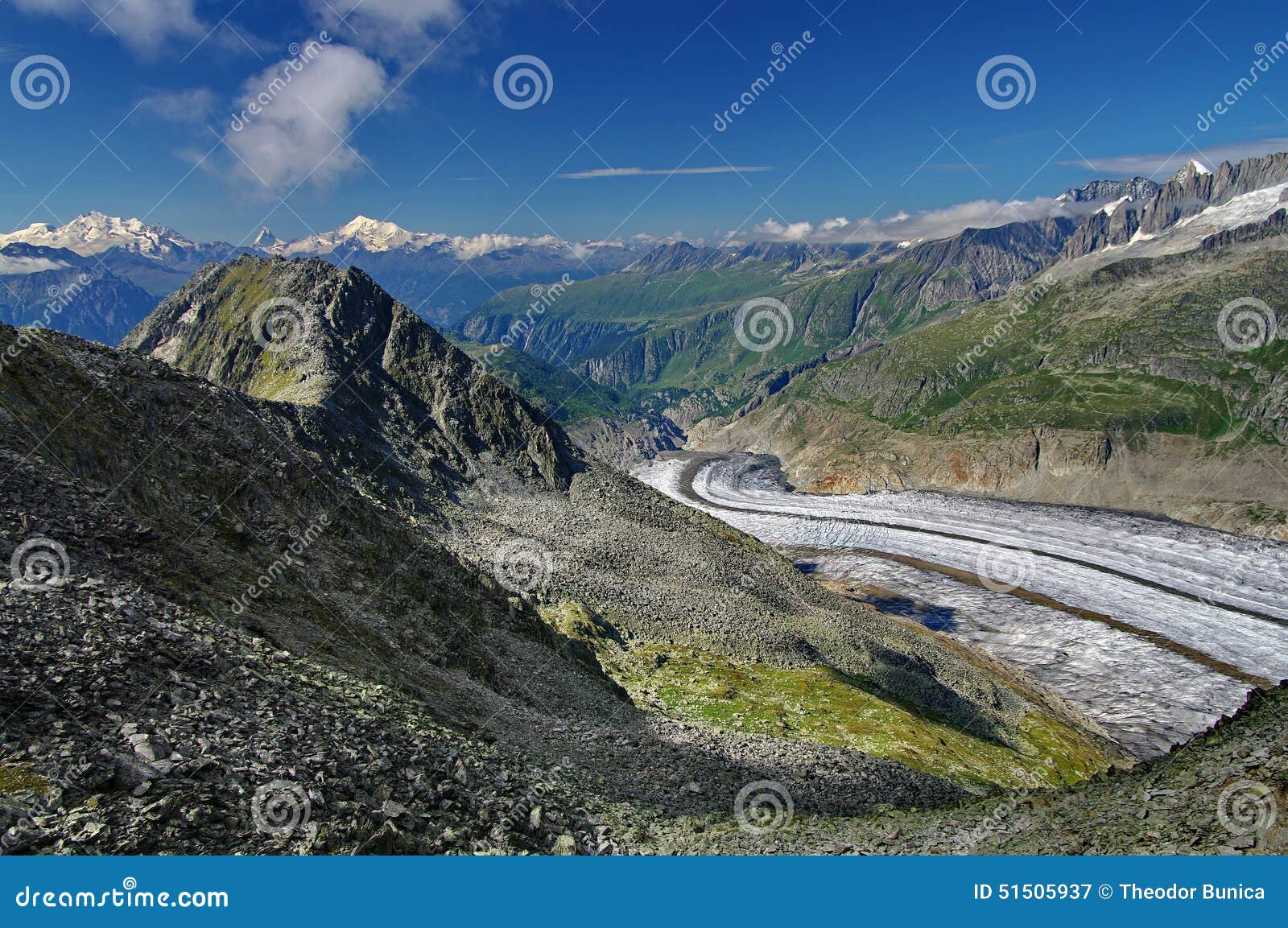 Glacier d'Aletsch image stock. Image of glace, clair - 51505937
