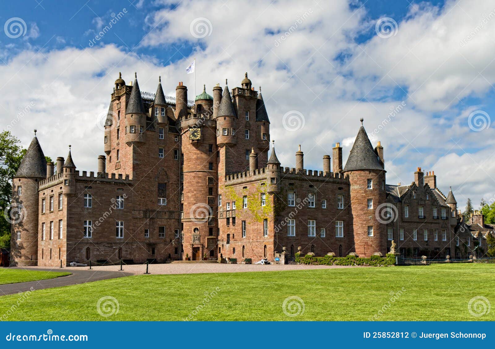 Glamis Castle stock photo. Image of castle, angus, grass - 25852812