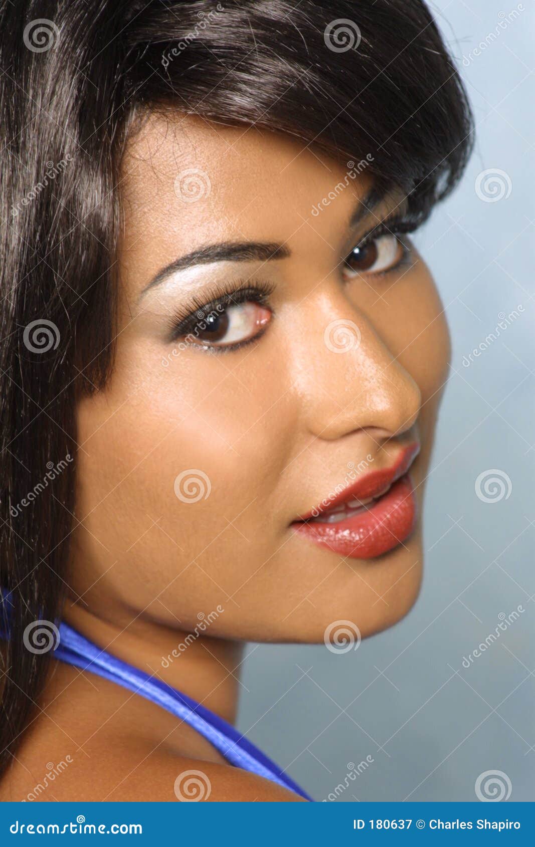 Glimpse Over Sholder