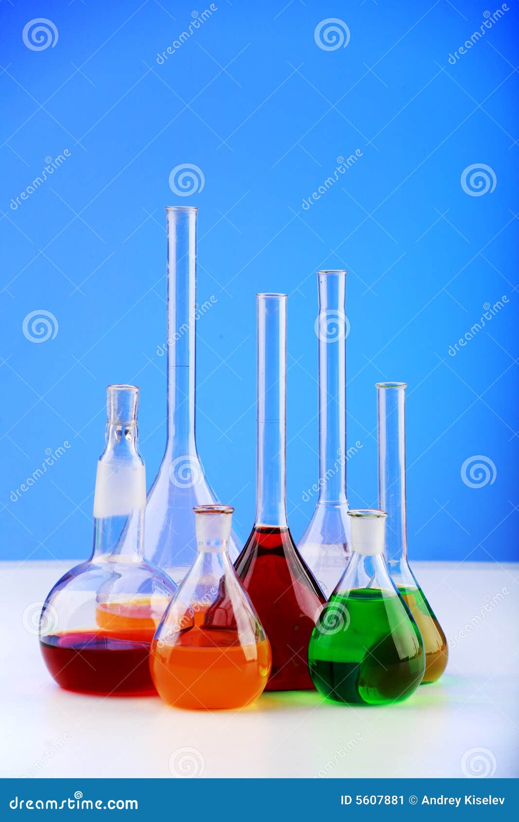 Glas stockbild. Bild von chemie, medikation, labor, experiment - 5607881