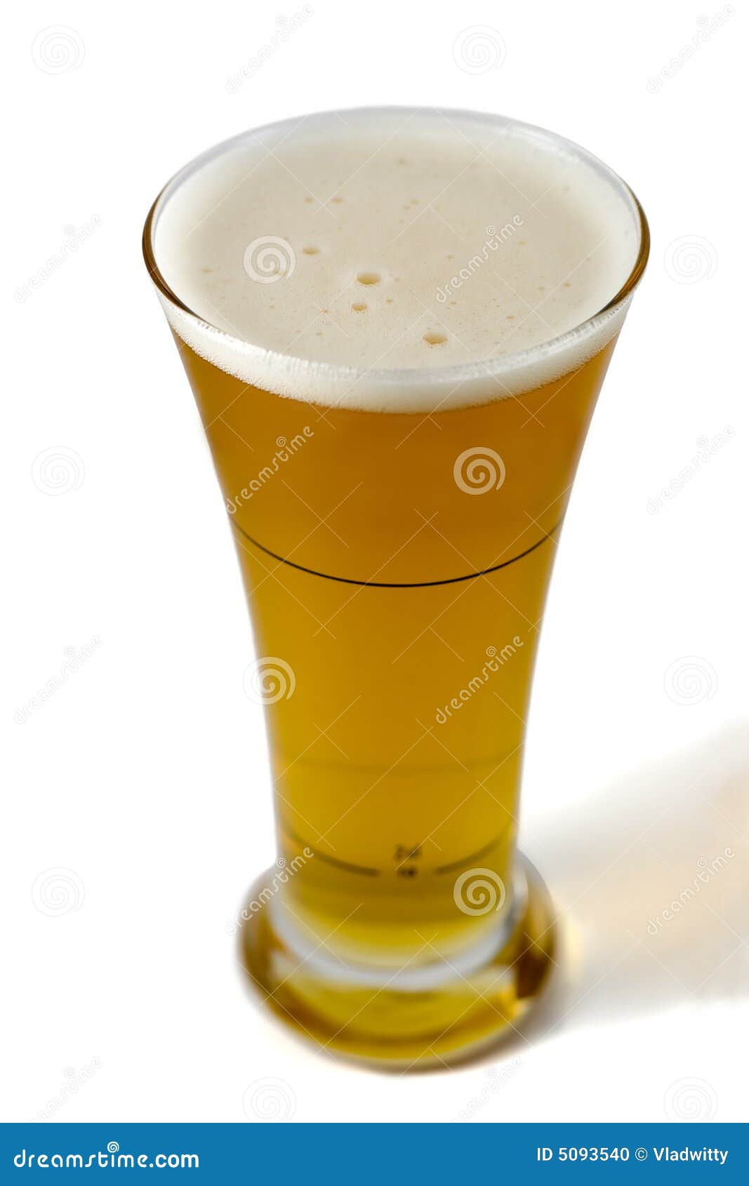 Glas Bier stockfoto. Bild von lager, brauerei, bier, strahl - 5093540