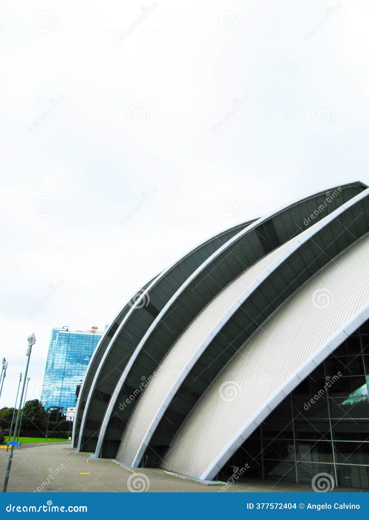 This Armadillo Structure Is A Dubai Metro Station Stock Photography ...