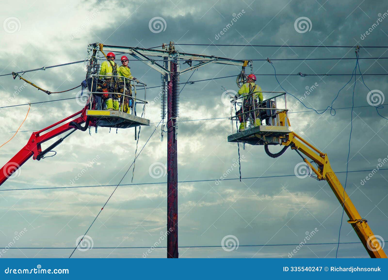 Overhead Electrical Cable Ladder Tray For Installing Power And Control ...