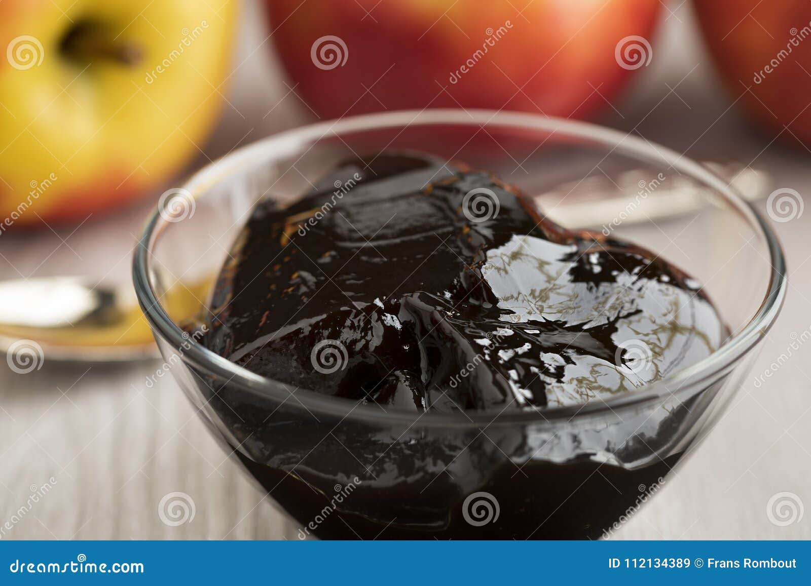 Glass Bowl Wit Apple Butter Stock Image - Image of dutch, appelstroop ...