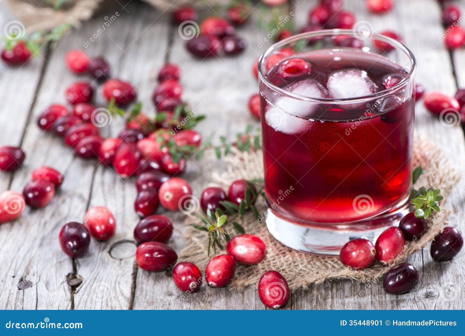 Glass with Cranberry Juice stock image. Image of juicy - 35448901