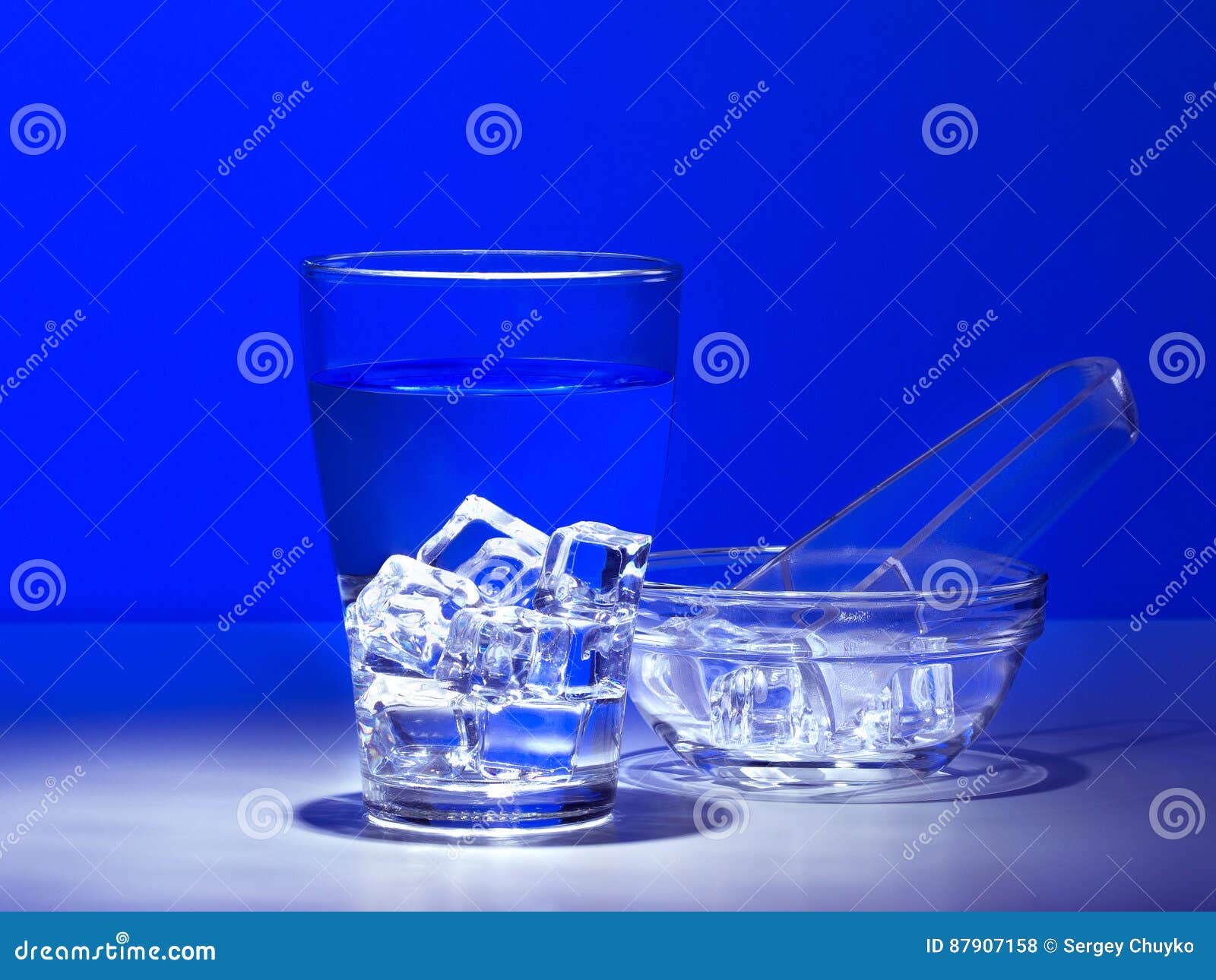 A Glass of Fresh Ice Water. Stock Photo - Image of drink, drop: 87907158