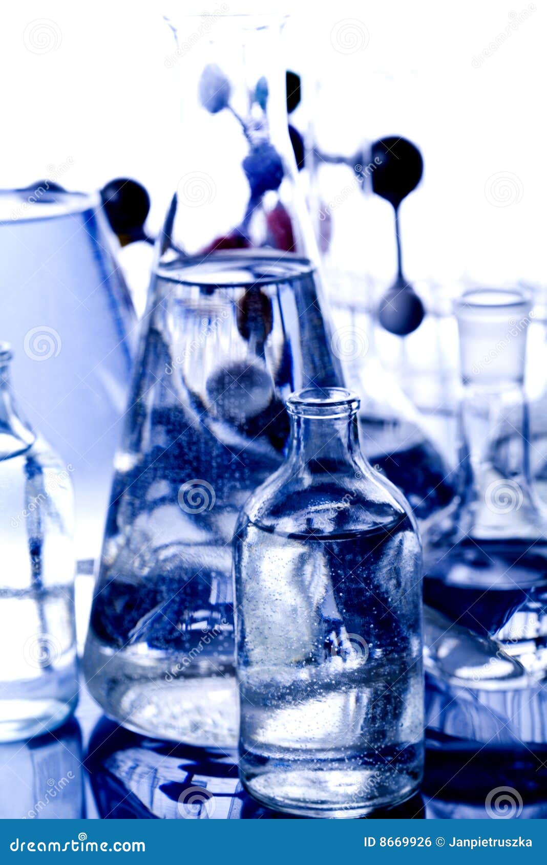 Glass in laboratory stock photo. Image of measure, apparatus - 8669926