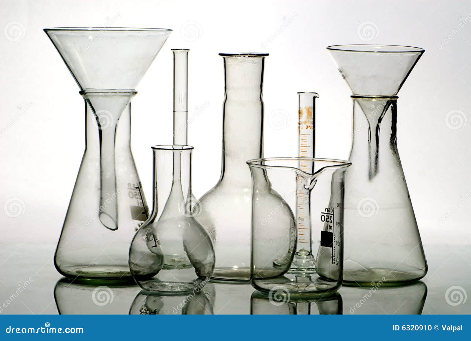 Glass Laboratory Equipment Picture. Image: 6320910