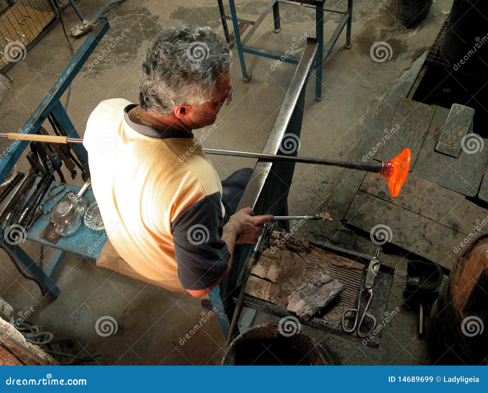 Glass Making Artisan in His Workshop Editorial Stock Image - Image of ...