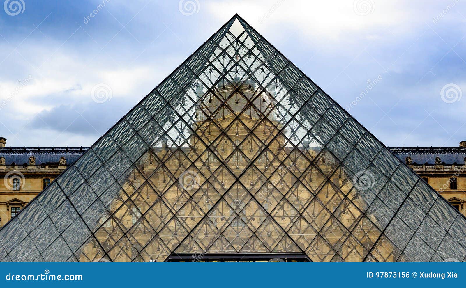 Glass Pyramid Editorial Photo | CartoonDealer.com #19260447