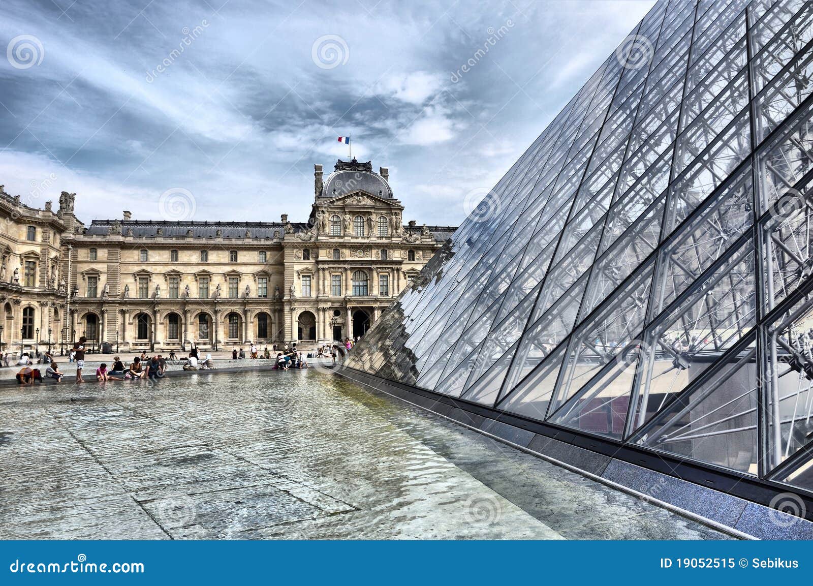 A Pyramid-shaped Mausoleum In Historic St. Louis Cemetery, New Orleans ...
