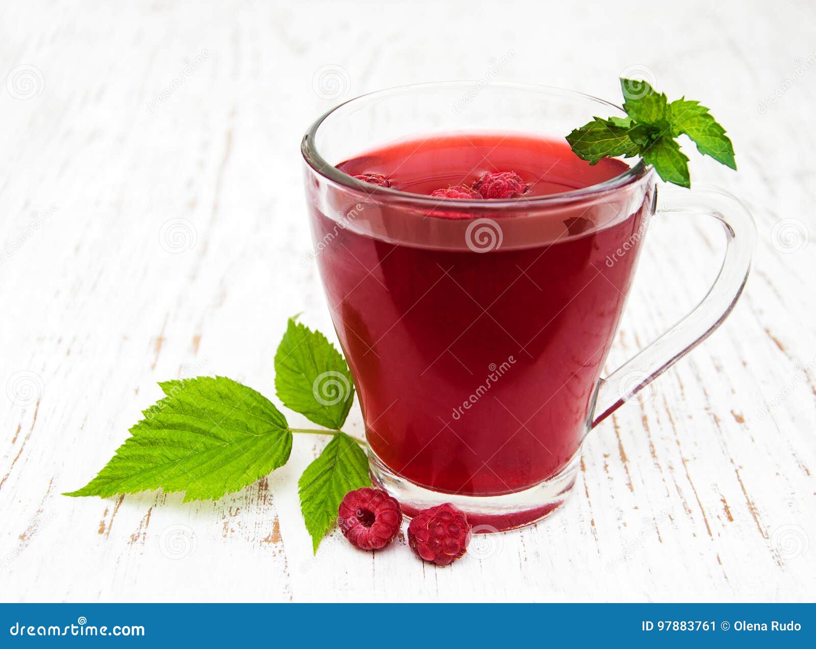 Glass of raspberry tea stock image. Image of beverage - 97883761