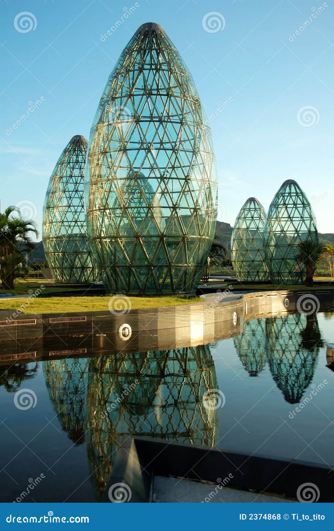Sphere Glass House Architecture
