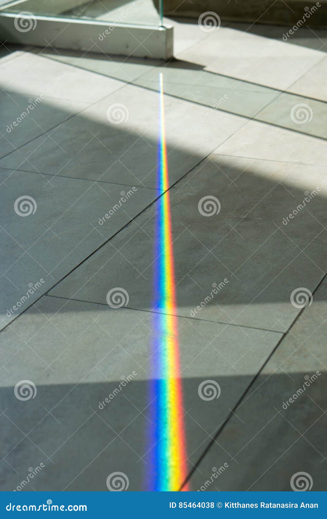 A Glass Spliting Sunlight into Spectrum Colors Stock Photo - Image of ...
