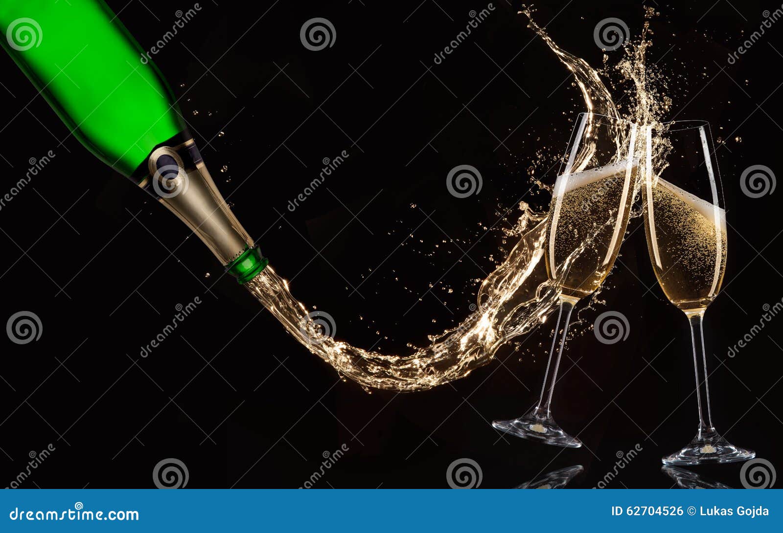 Glasses of Champagne with Splash Stock Photo - Image of fizz, bubbles ...