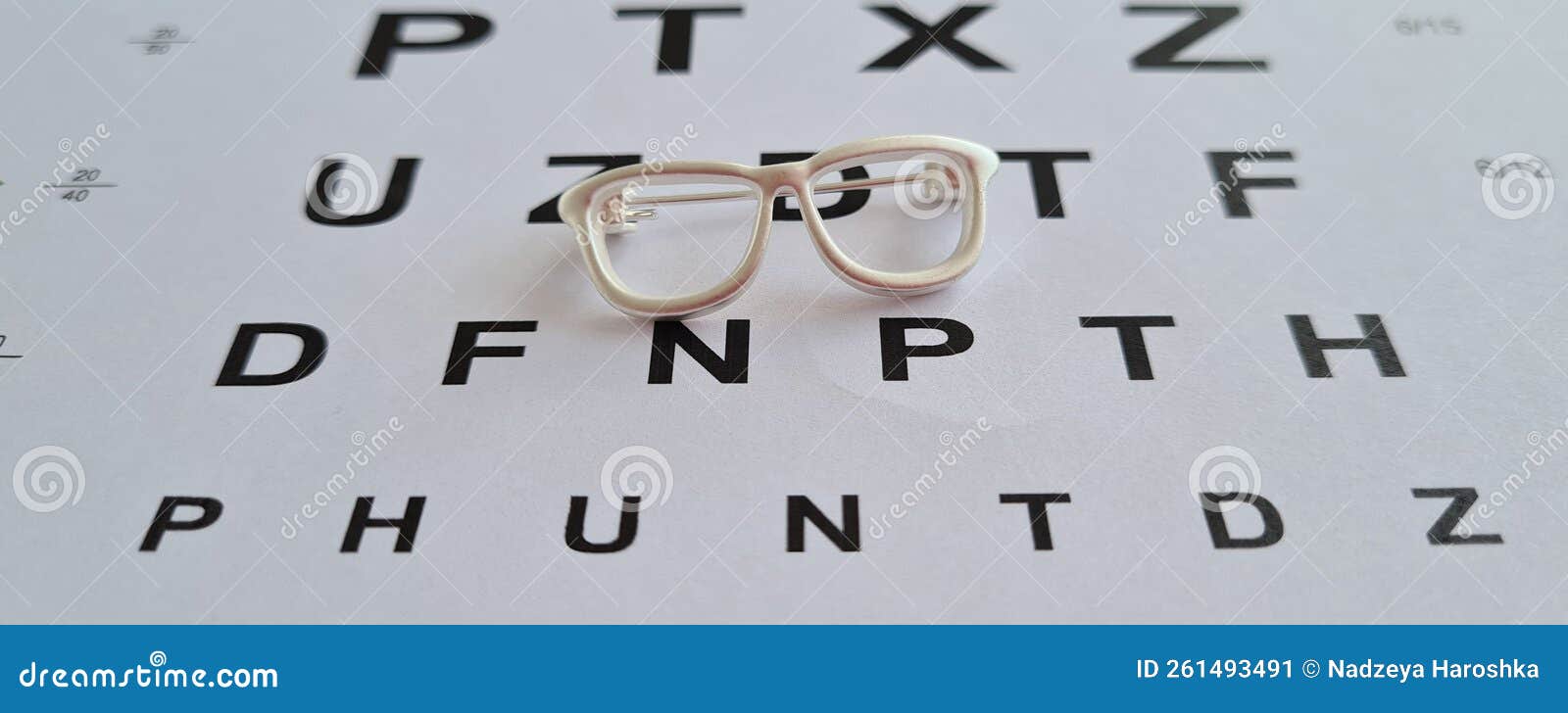 Glasses Ophthalmologist Table for Checking and Diagnosing Vision Stock ...
