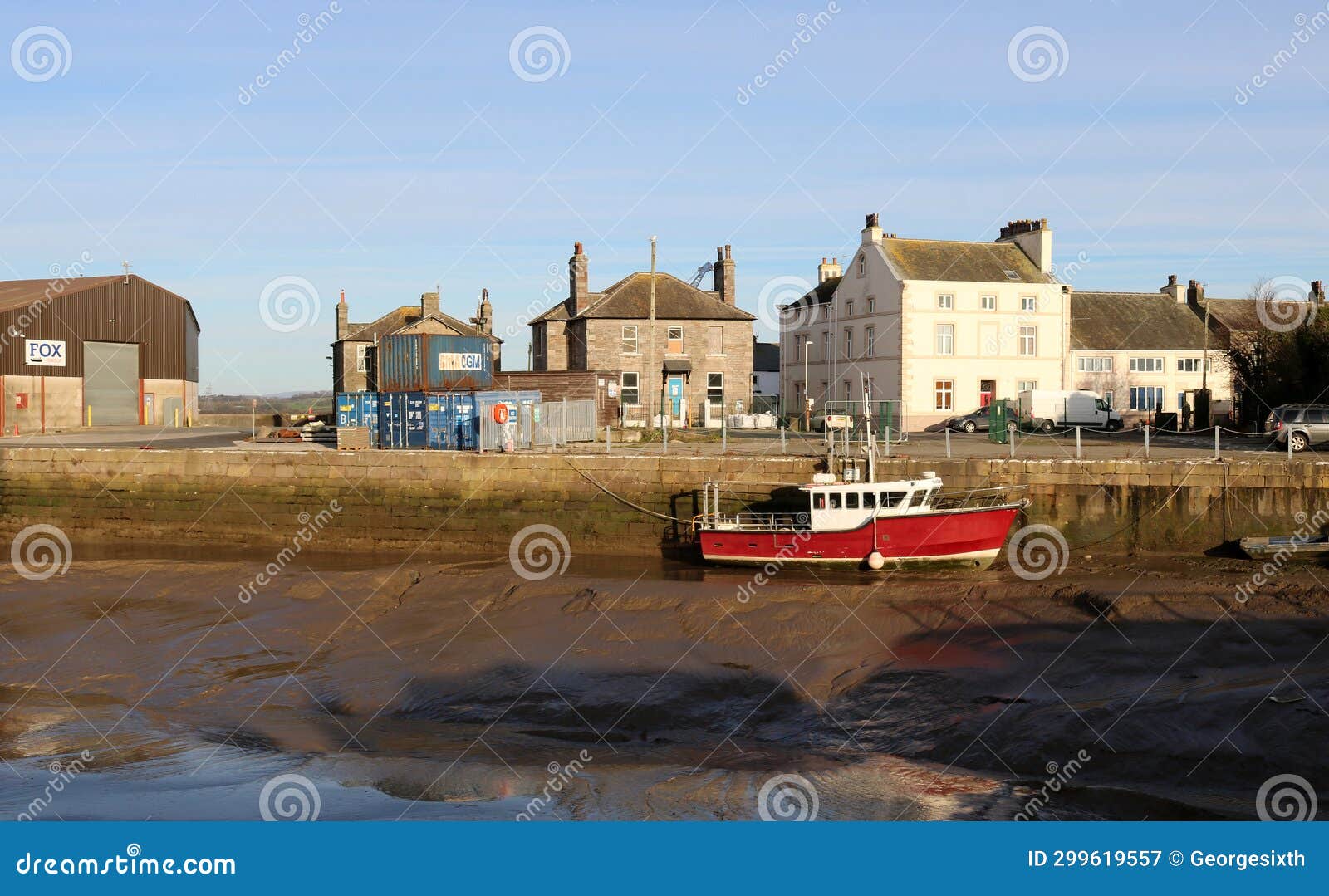 Glasson Dock with No Water, Boat on Mud, Glasson Editorial Photography ...