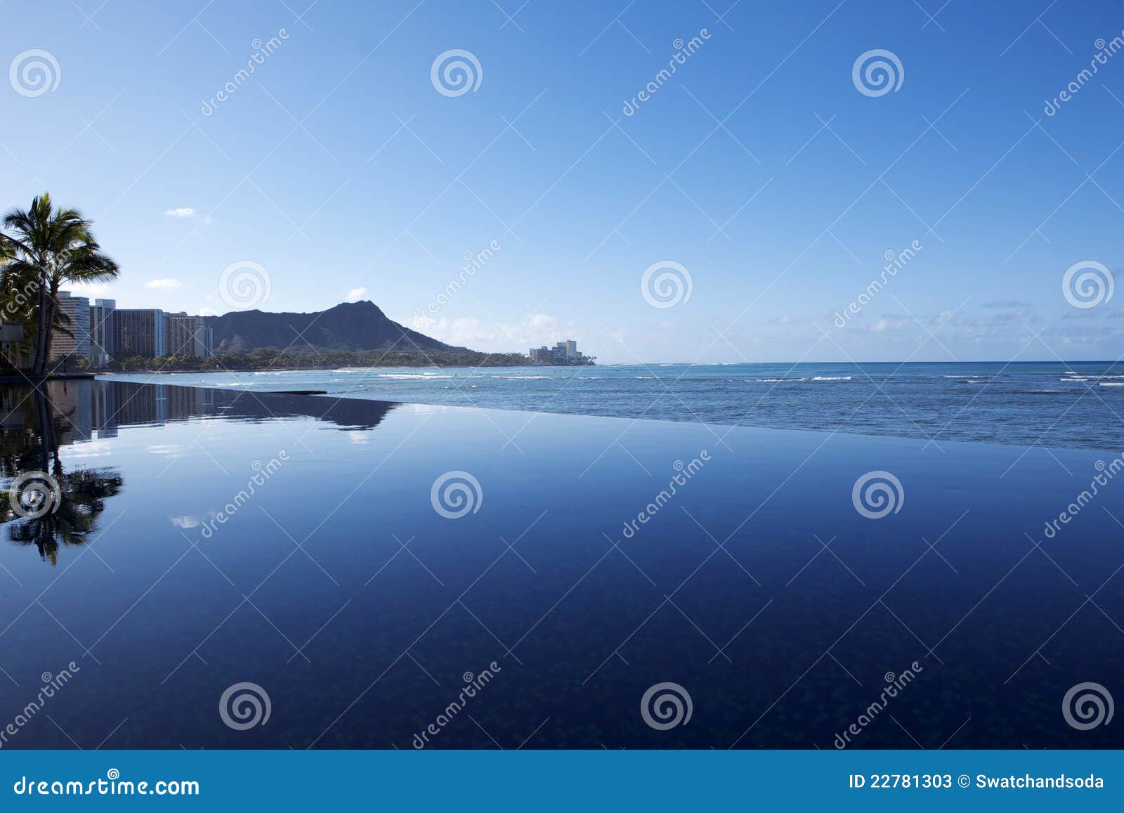 Glassy Infinity Pool at Beach in Hawaii Stock Image - Image of islands ...