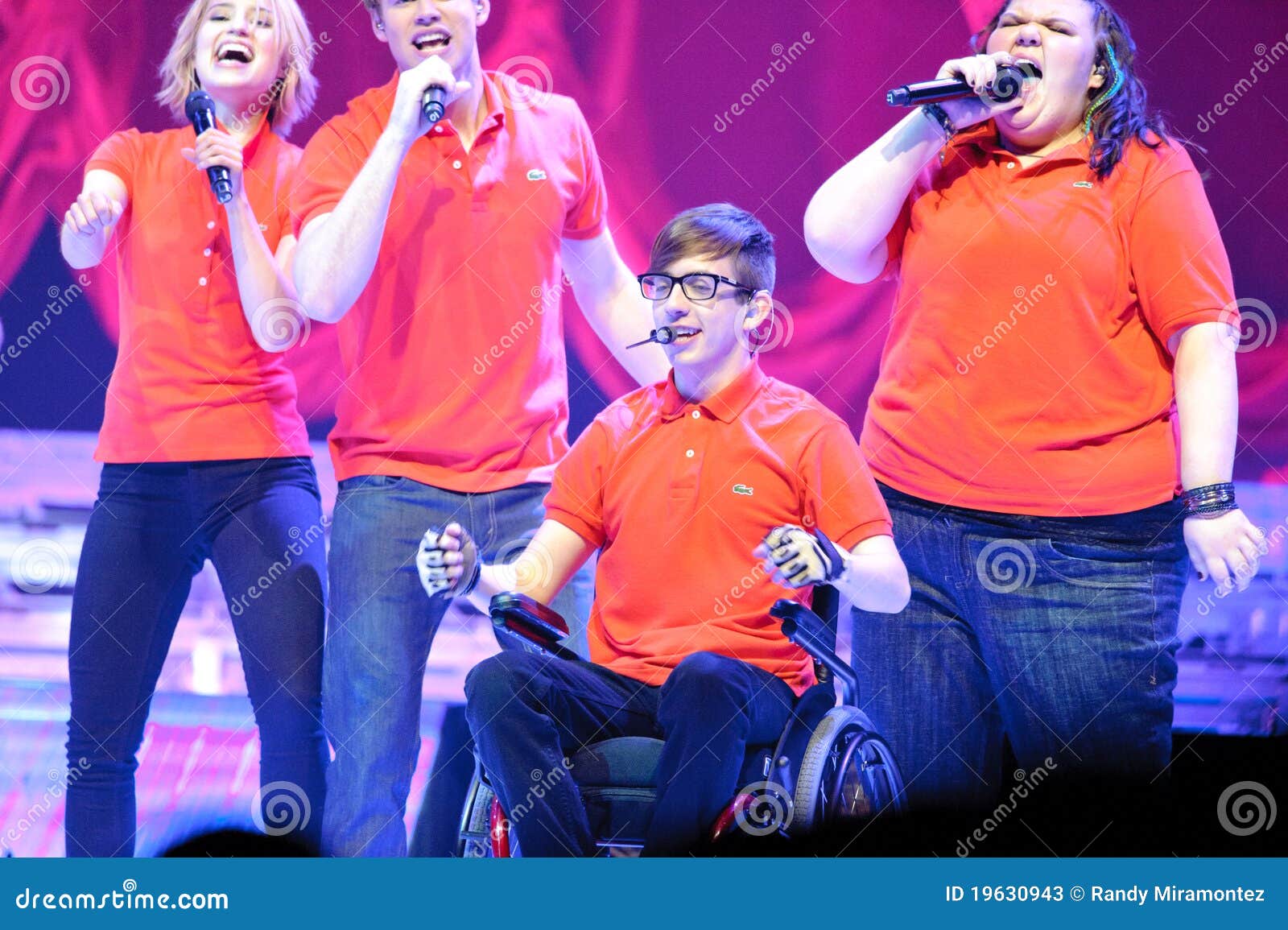 Glee Tour editorial stock photo. Image of arts, cast - 19630943