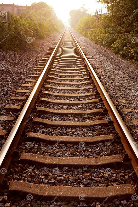 Gleis stockfoto. Bild von richtung, verkehr, leer, aussicht - 12044808