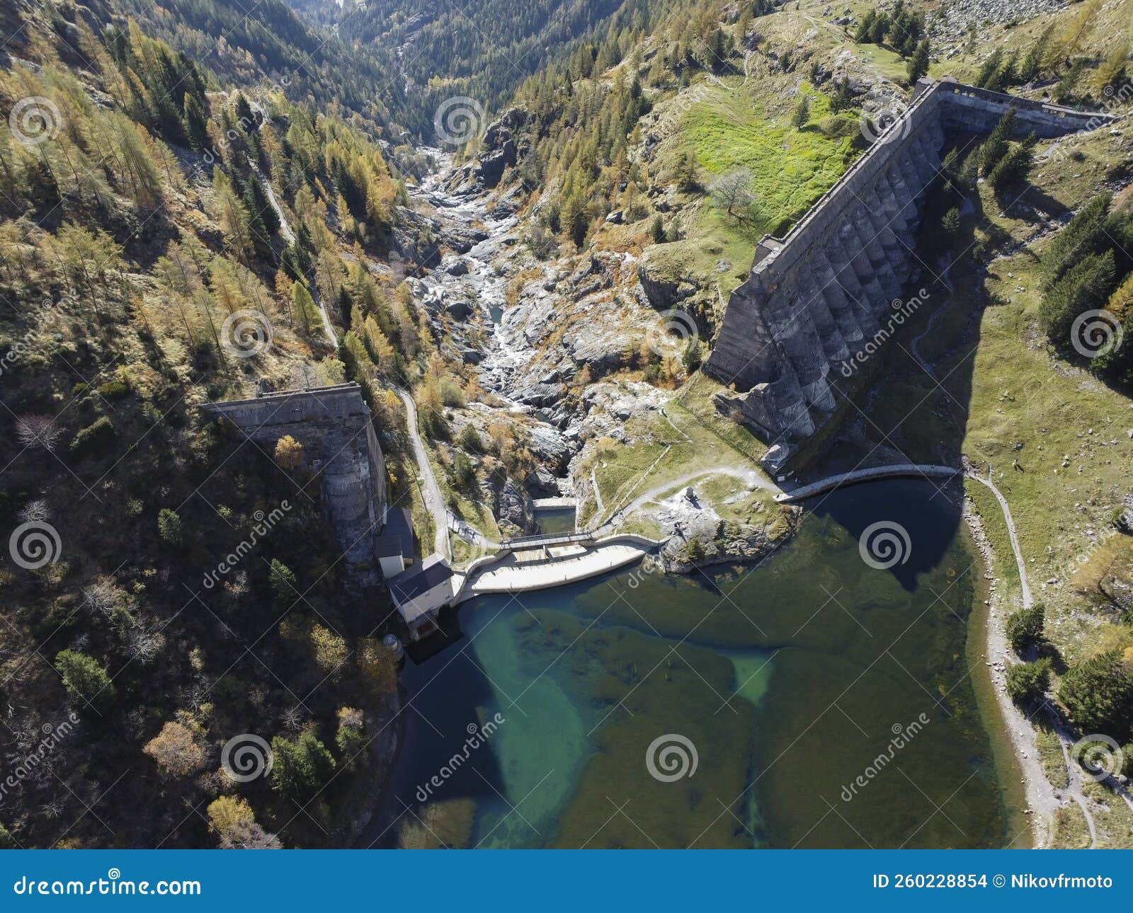 Gleno Dam in the Italian Alps Stock Photo - Image of lombardia, diga ...