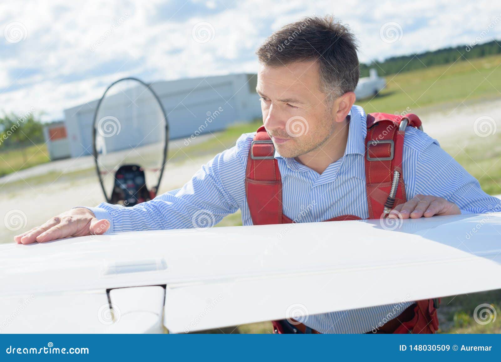 Glider fixing the wing stock image. Image of landing - 148030509