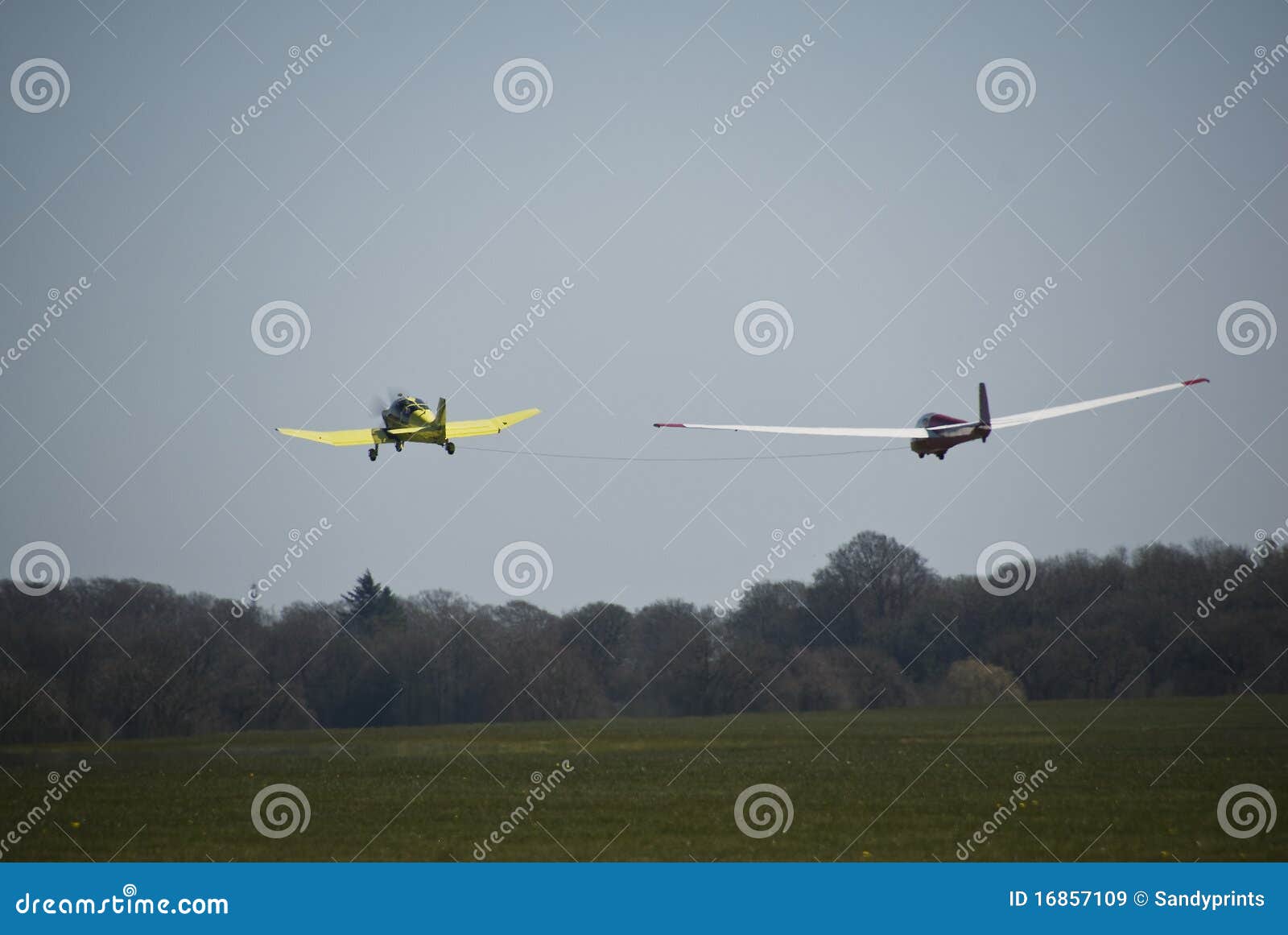 Glider on tow. stock image. Image of aircraft, training - 16857109