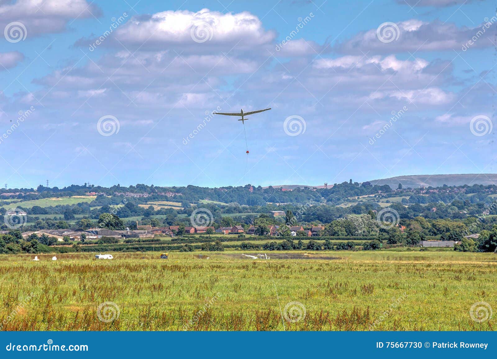 Glider winch launch editorial image. Image of summers - 75667730