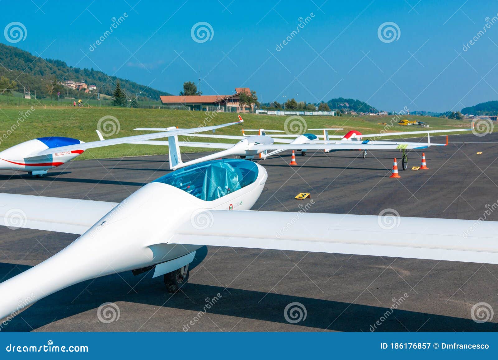 Glider World Flight Championships Italy Tree Editorial Photography ...