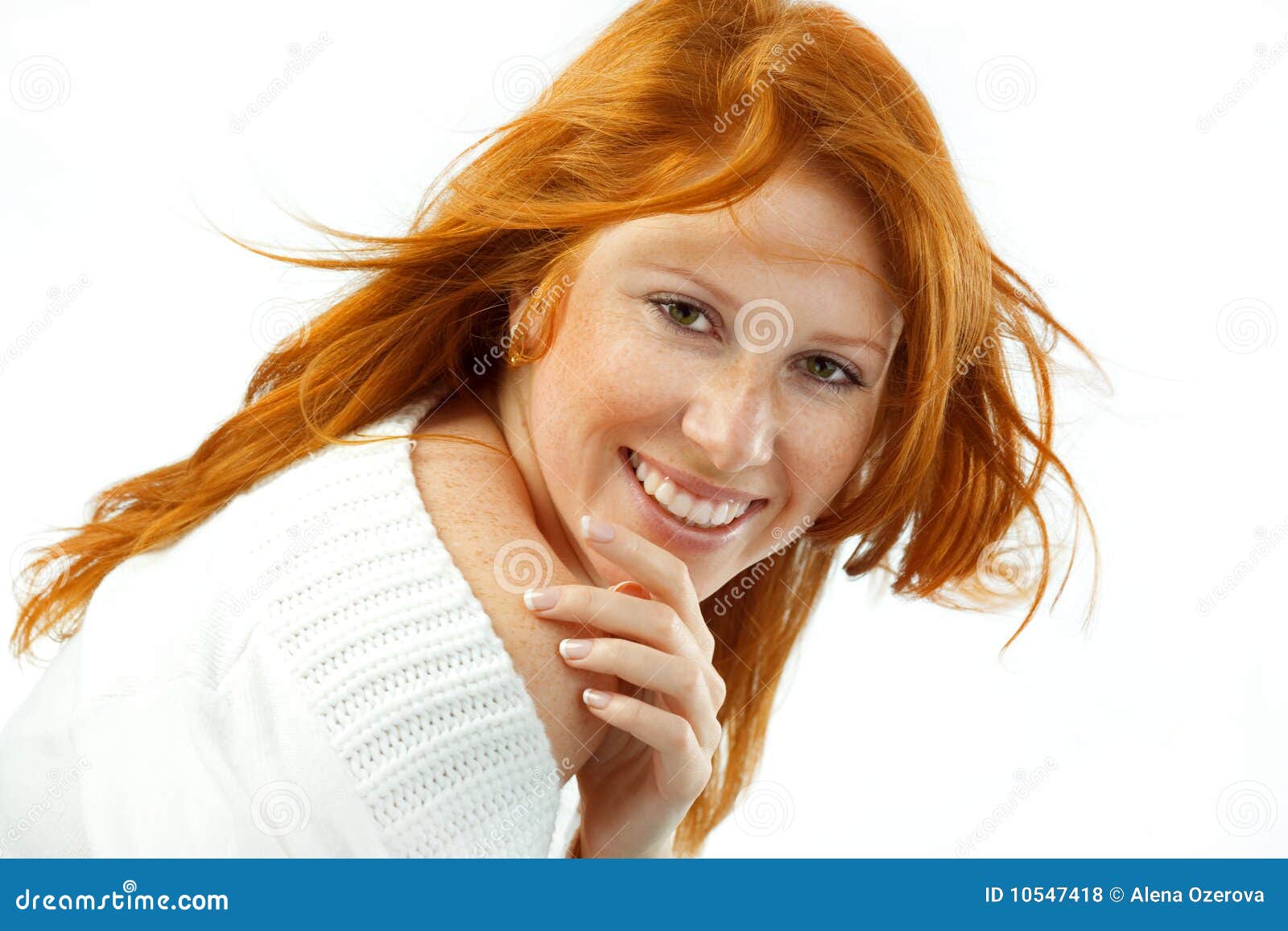 Glimlachend Meisje Met Rood Haar Stock Foto - Image of menselijk ...