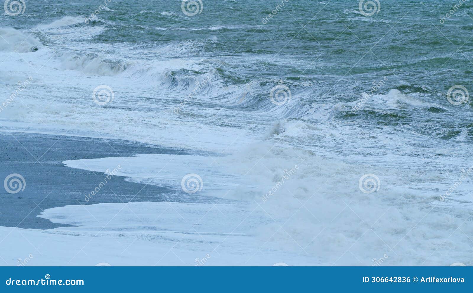 Global Warming. Beautiful Dark Ocean Wave Crashing with Splashes ...