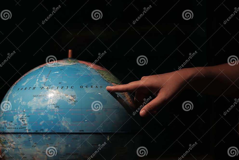 Globe Sphere Orb Model Effigy, Globe World Map Travel Explore ...