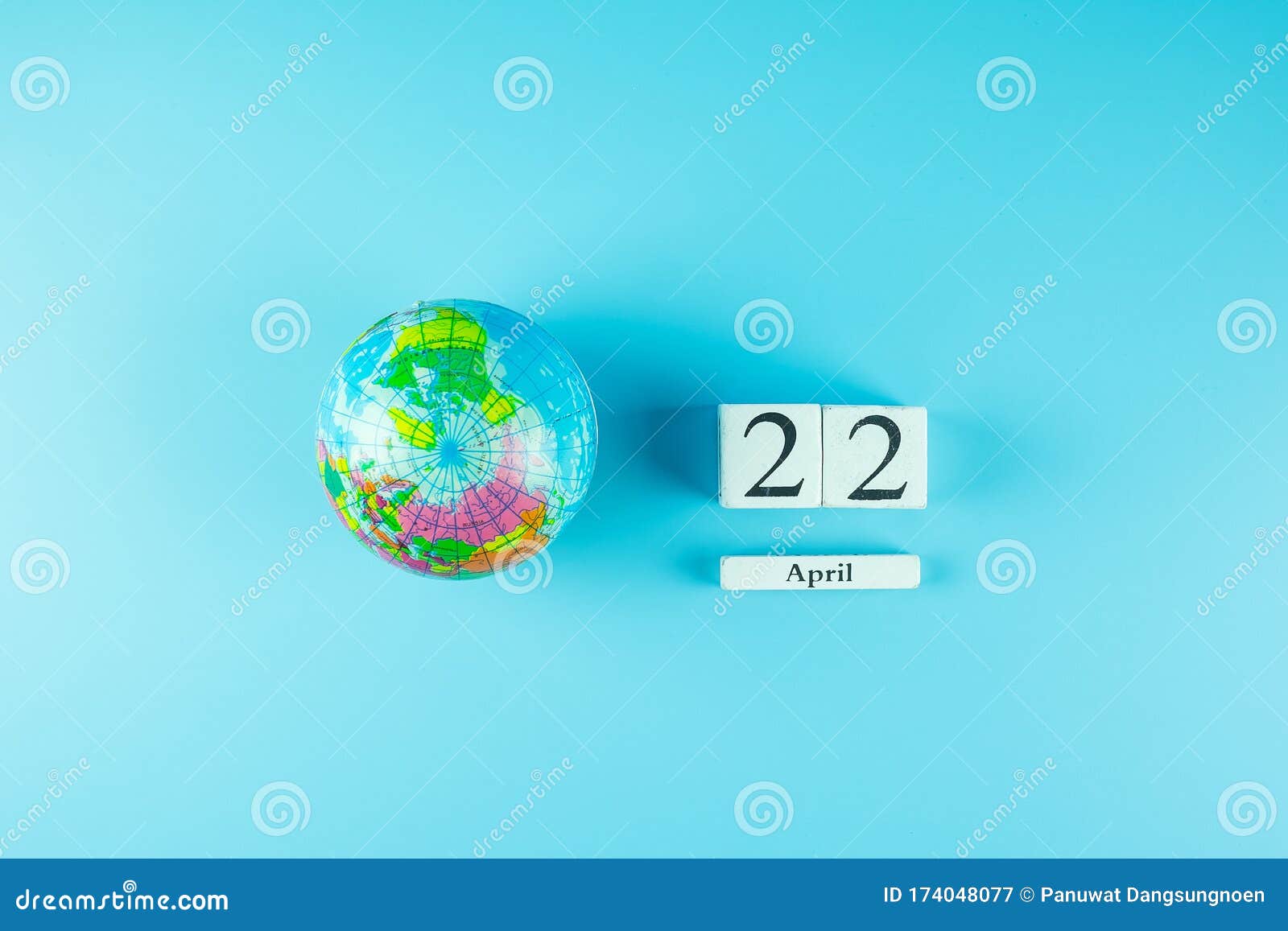 Globe and 22th April Calendar on Blue Background. Happy Earth Day and ...