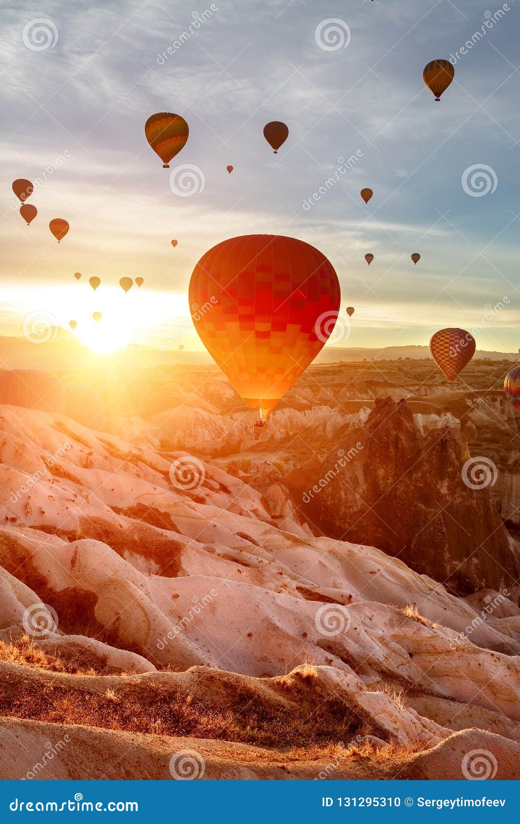 Globo Del Color Salida Del Sol Foto de archivo - Imagen de naturalizado ...