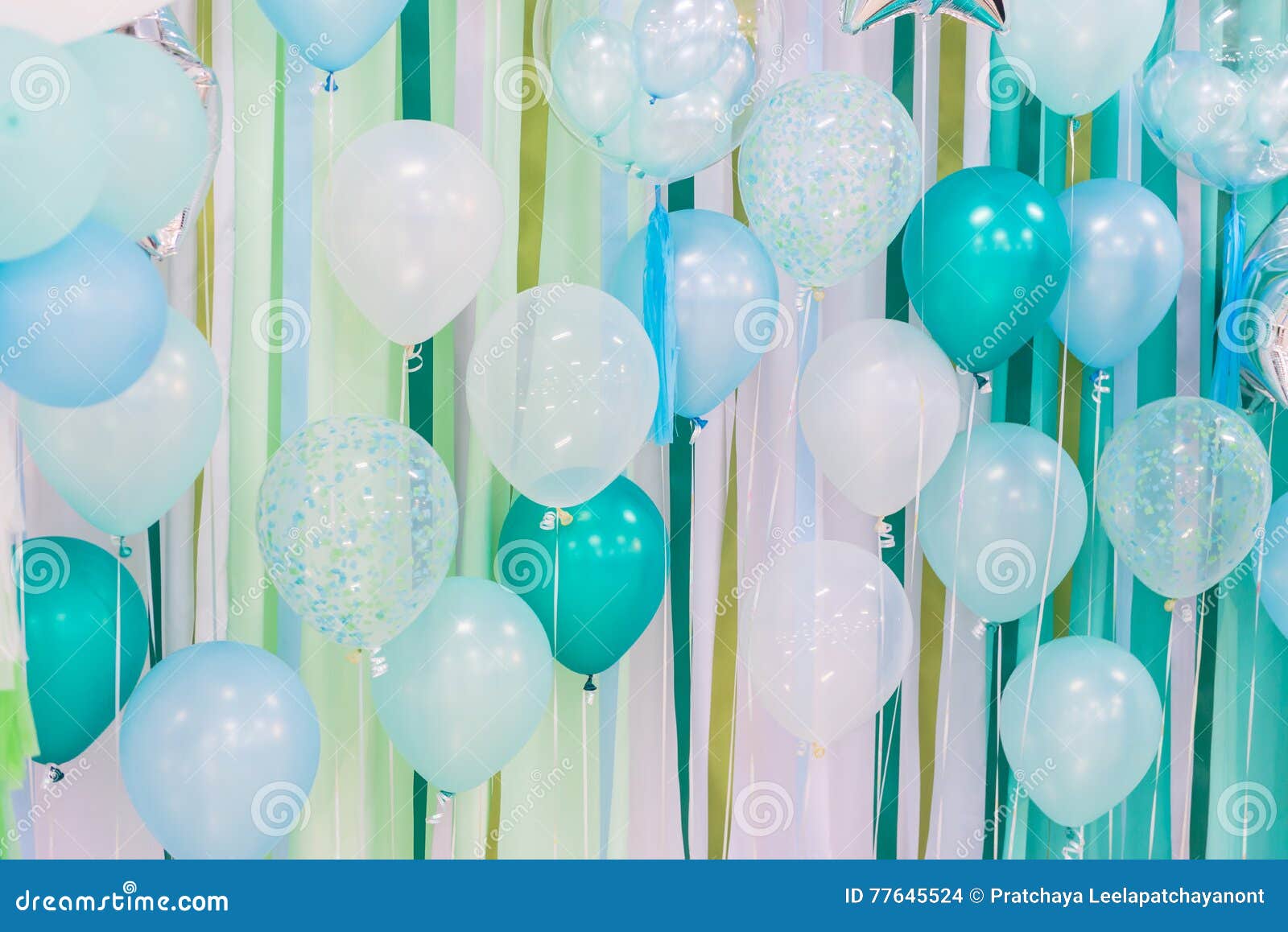 Globos Del Color En Colores Pastel Foto de archivo - Imagen de globo ...