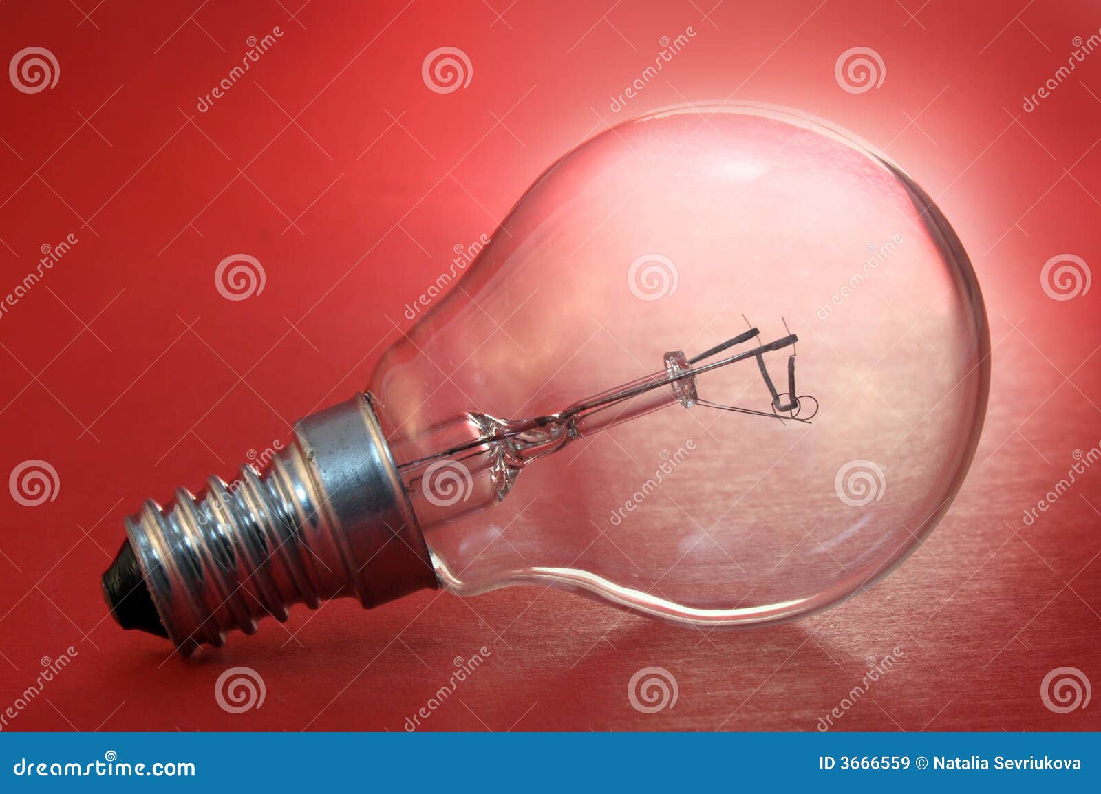 Gloeilamp stock afbeelding. Image of achtergrond, technologie - 3666559