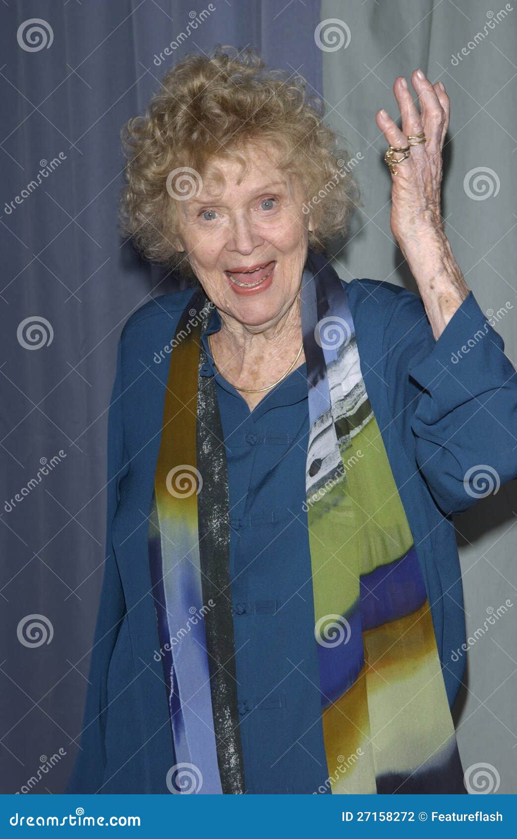 Gloria Stuart editorial photography. Image of movie, director - 27158272