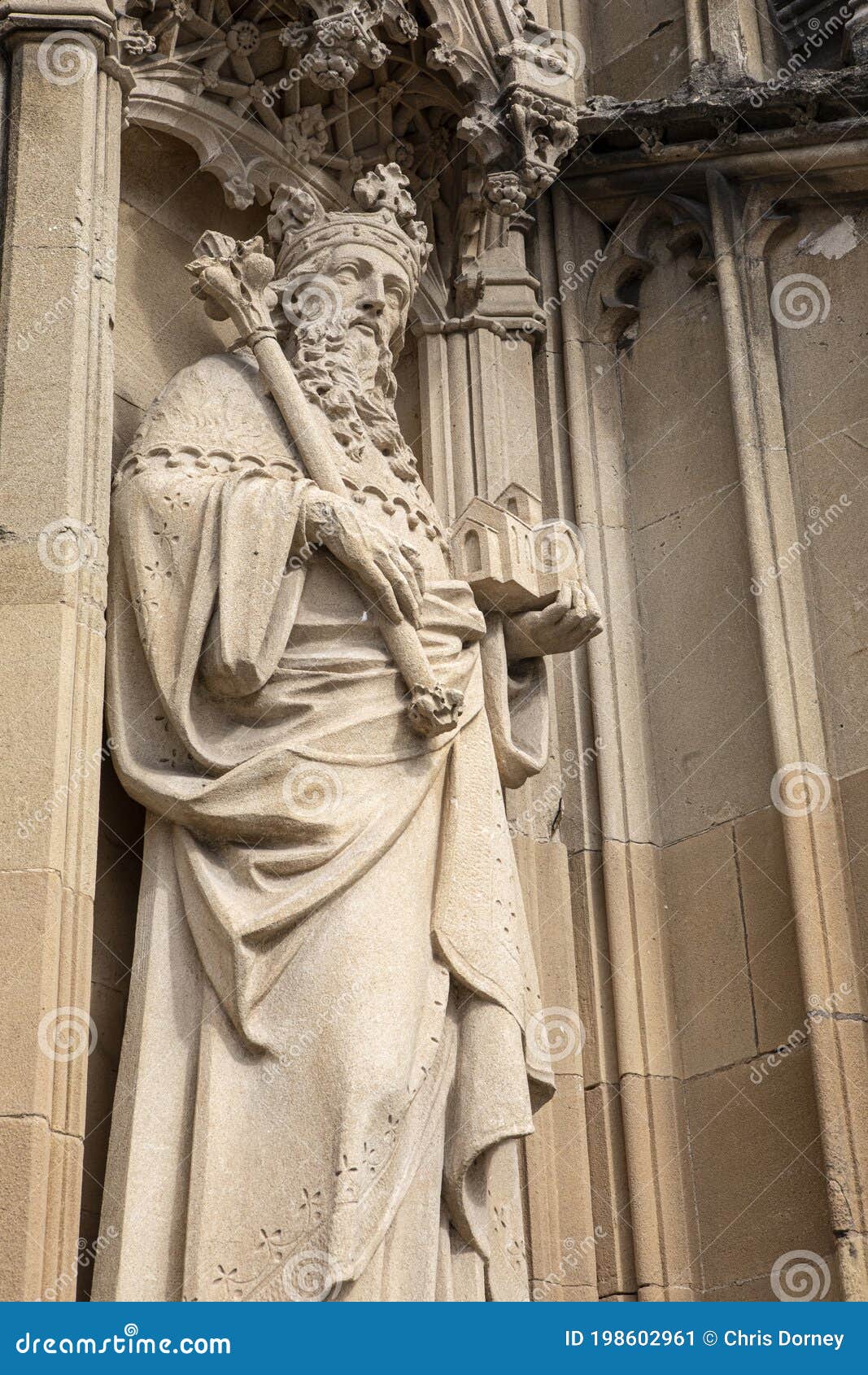 Gloucester Cathedral Sculpture in Gloucester, UK Stock Image - Image of ...