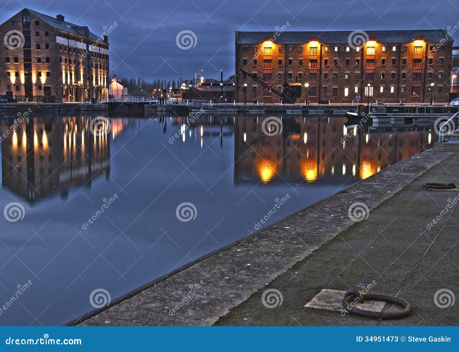 Gloucester Quays stock image. Image of gloucester, docks - 34951473