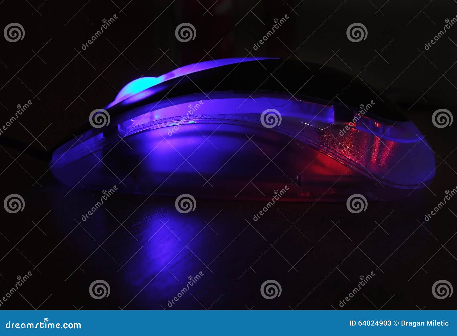 Glow in the Dark Optical Mouse Stock Image - Image of drop, cable: 64024903