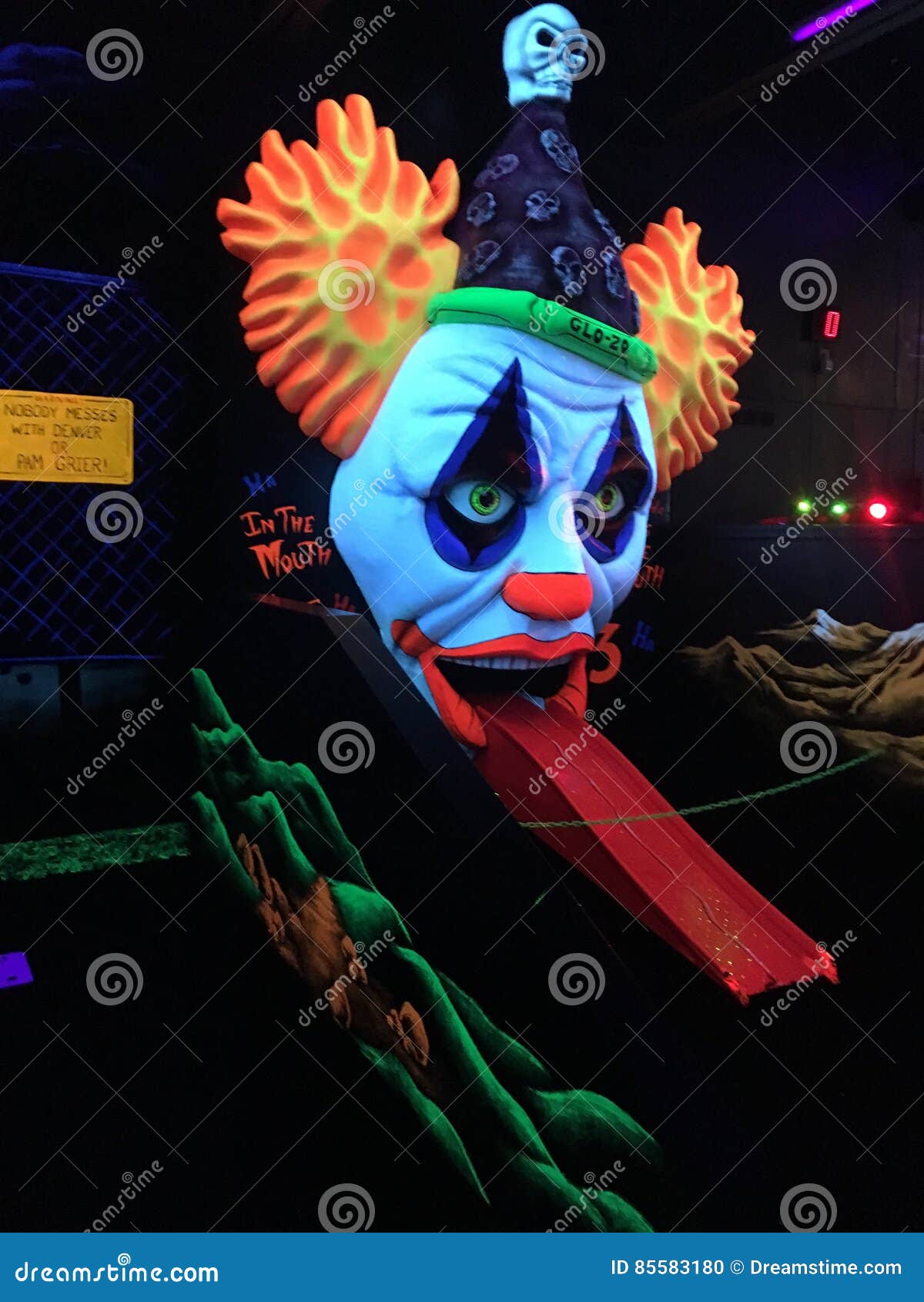 Miniature Golf Clown Face