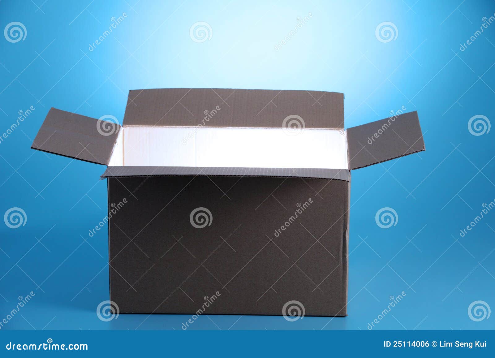 Glowing Light from Open Box Stock Photo - Image of light, carton: 25114006