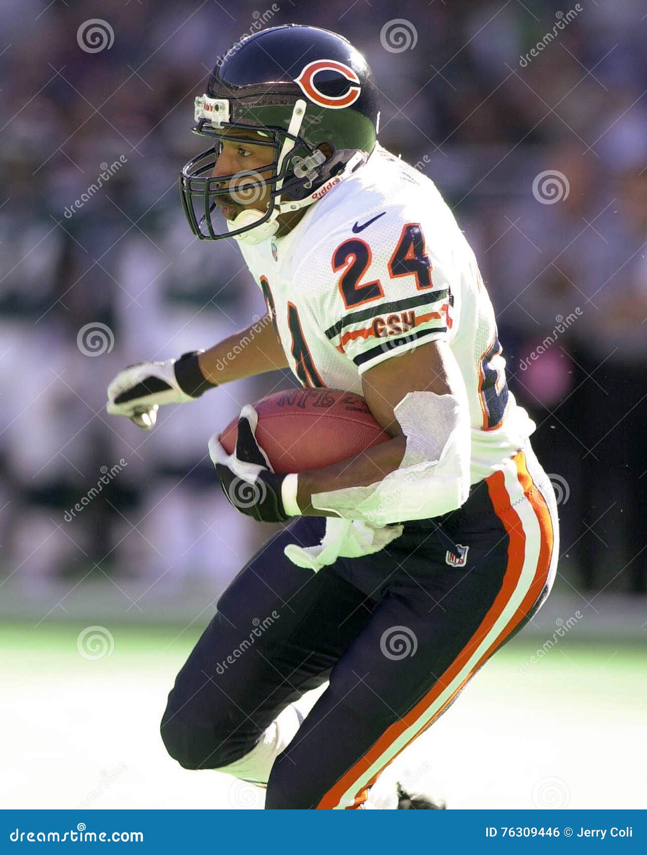 Glyn Milburn editorial photo. Image of bears, glyn, national - 76309446