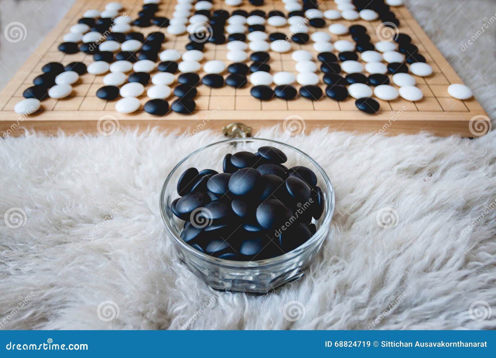 Go or Weiqi board game stock image. Image of carpet, point - 68824719